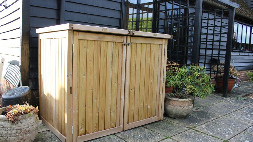Front garden fence ideas to give your home a facelift | Homebuilding