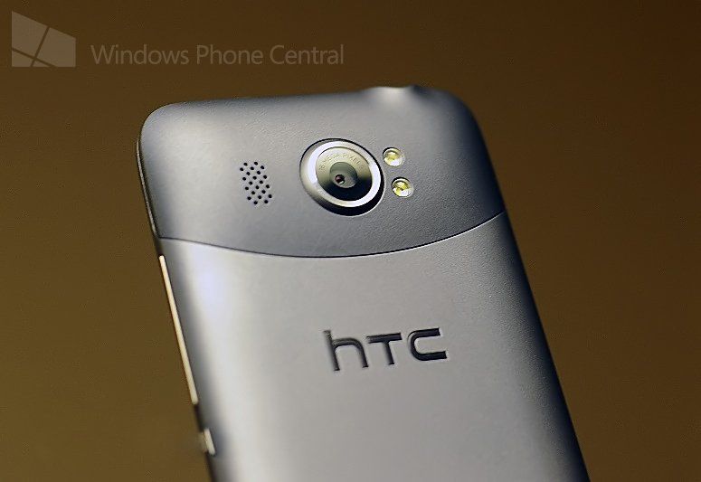 HTC reportedly cancels large-screened Windows Phone amid resolution ...