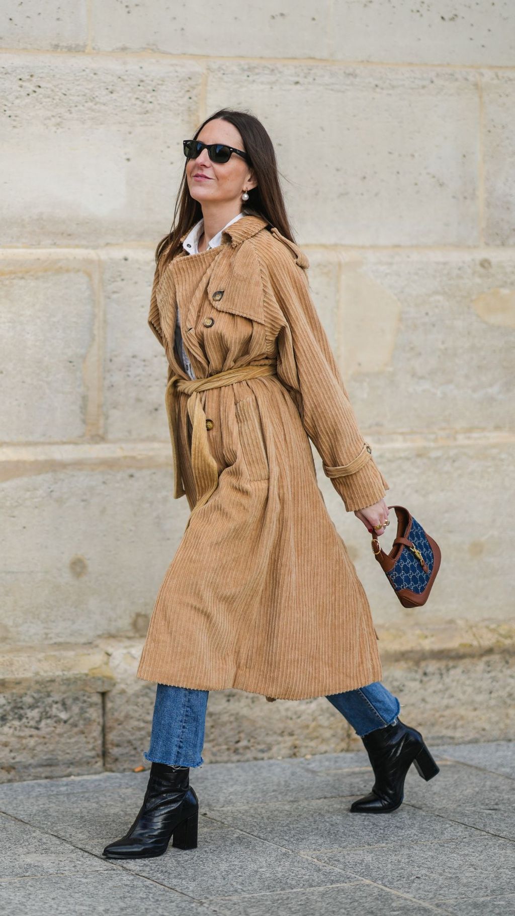 32 inspirational street style outfits for jeans and boots | Woman & Home