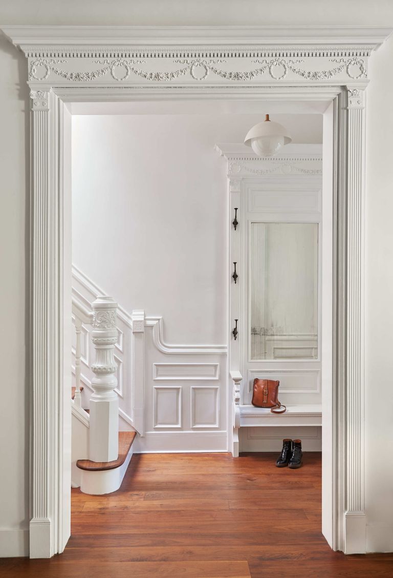 This Brooklyn townhouse has the most elegant crown molding