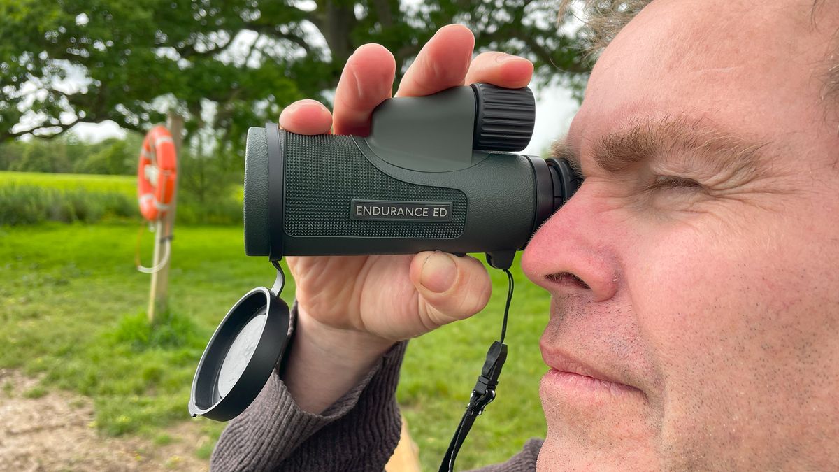 Hawke Endurance ED 10x42 monocular review | Space