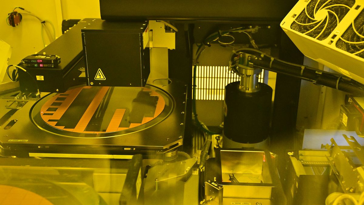 From wafer to your PC: Behind the curtain of some of Intel's most ...