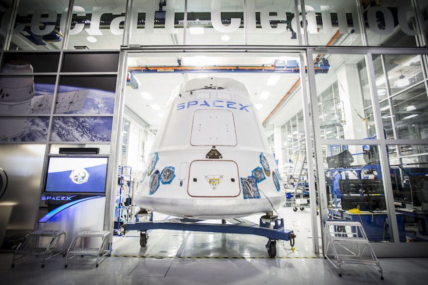 SpaceX Wins 5 New Space Station Cargo Missions in NASA Contract ...