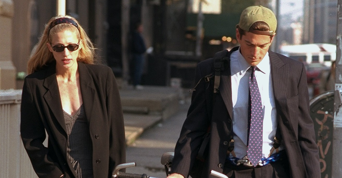 Carolyn Bessette-Kennedy Had the Ultimate Capsule Wardrobe—30 Timeless ...