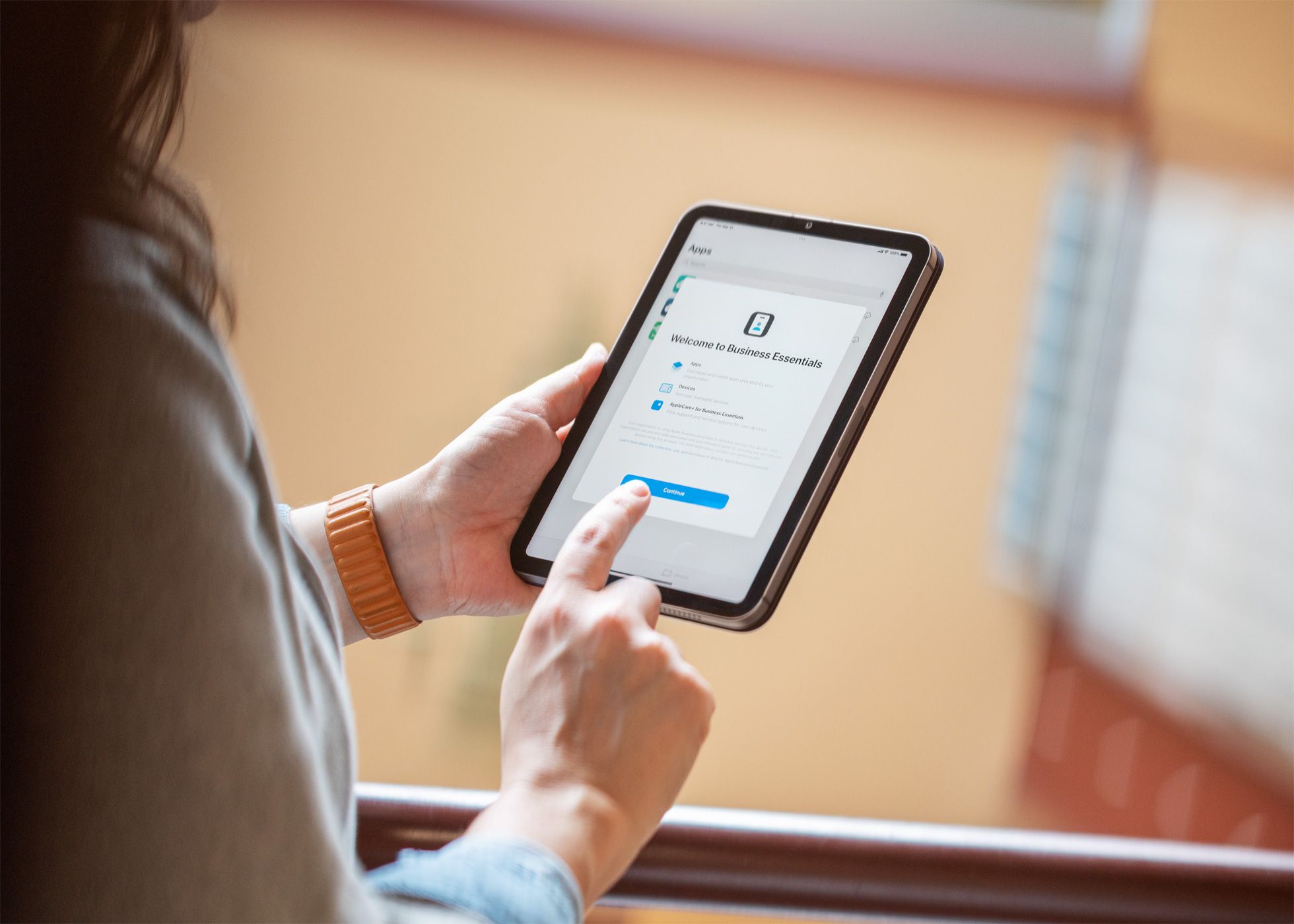 Apple Business Essentials now available for small businesses in the US ...