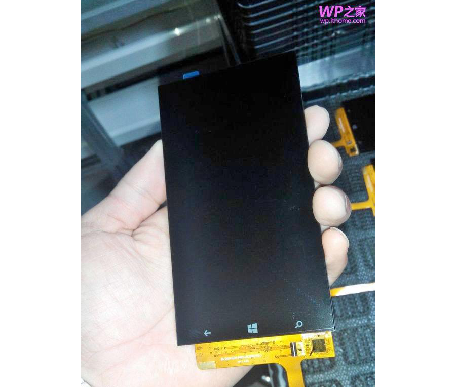 Leaked factory photos reveal a new 5-inch Windows Phone in active ...