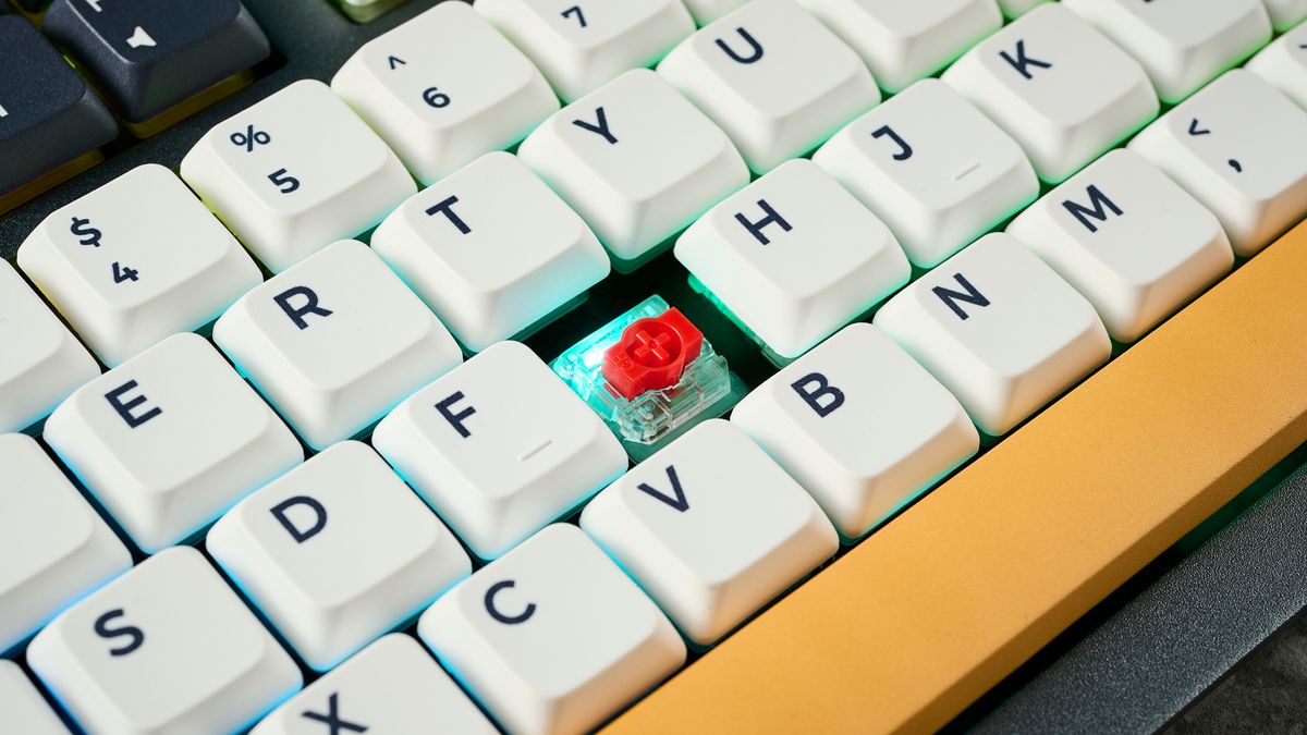 KSI-Wombat Willow Pro keyboard review | Tom's Guide