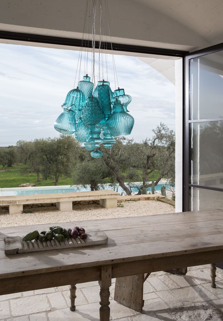 The Best Ceiling Lights to Make A Dramatic Impact