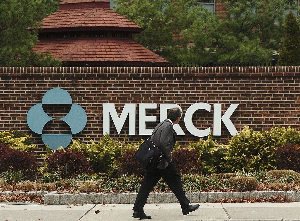 'A historic day': Britain becomes first country to authorize Merck's ...