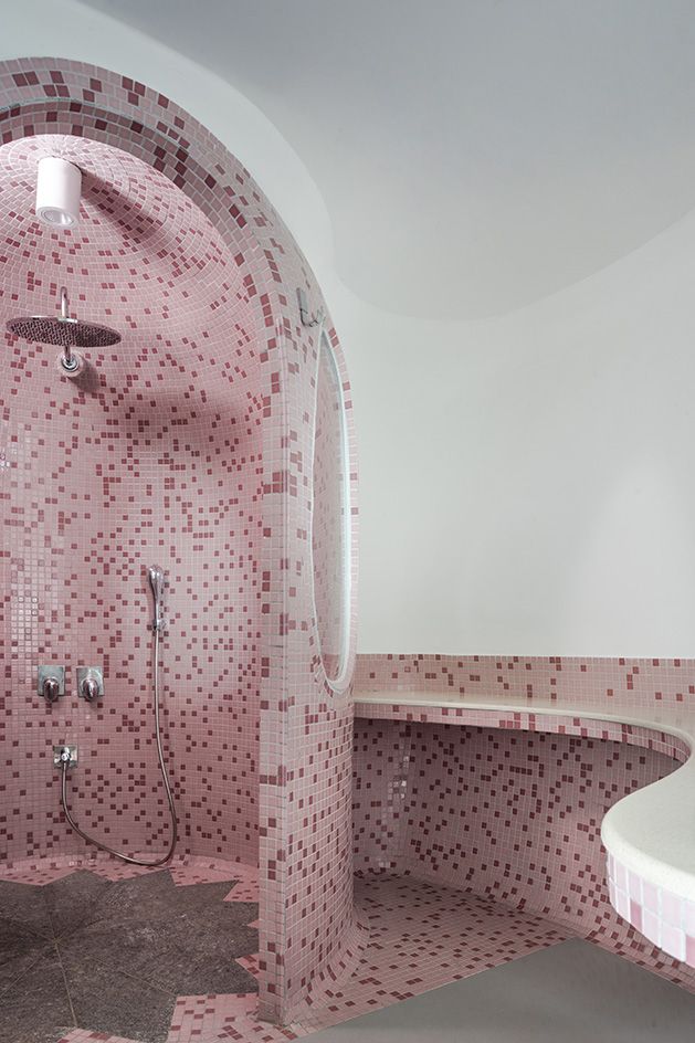 A flowing Kolkata home, Cavernous is a modern apartment | Wallpaper