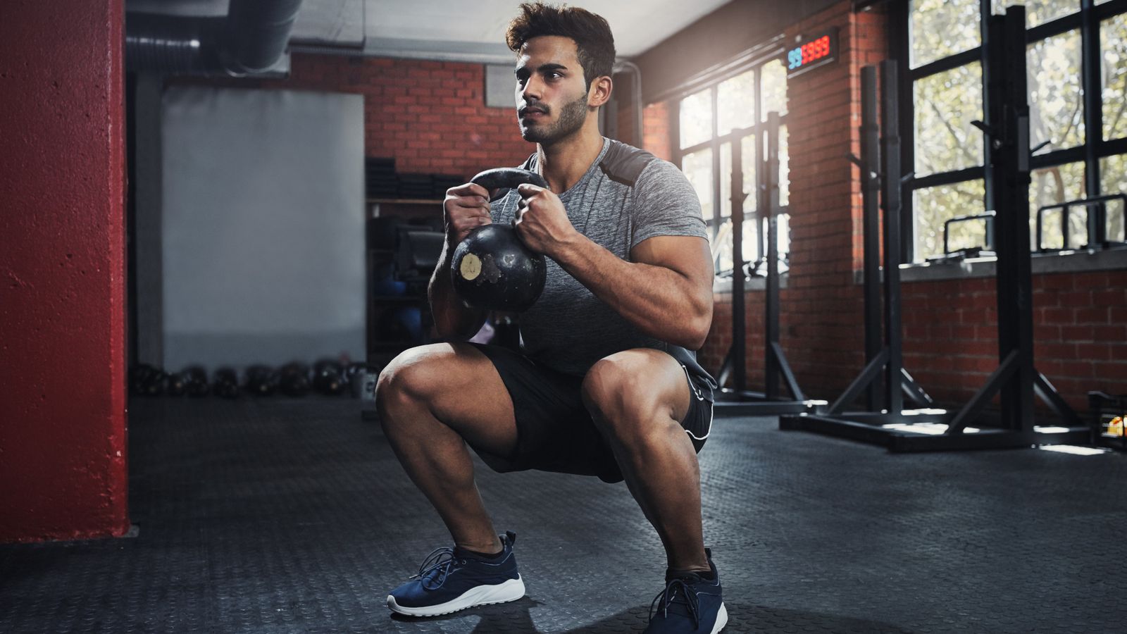 5 exercises to build stronger legs without squatting, according to a ...