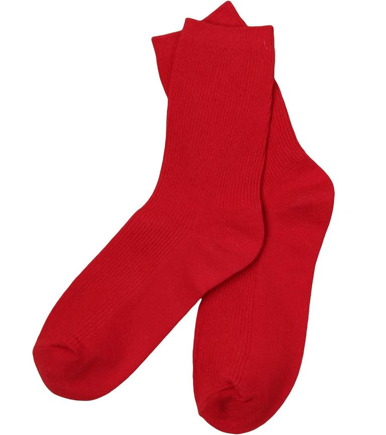 Check Out These Outfit Ideas With Red Flats | Who What Wear