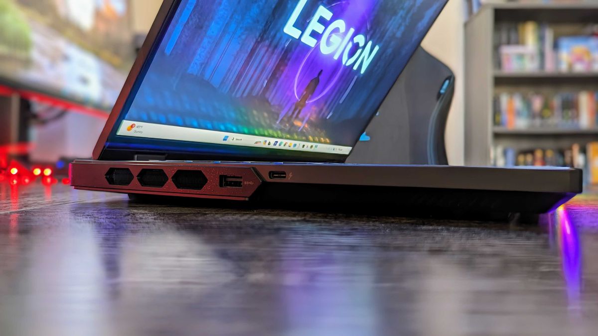 Review: The Lenovo Legion Pro 7i (Gen 8) is an excellent laptop ...
