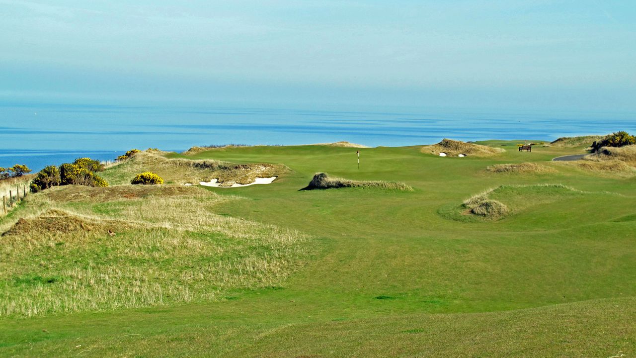St Andrews Links: The Castle Course Review, Tee Times and Key Info ...