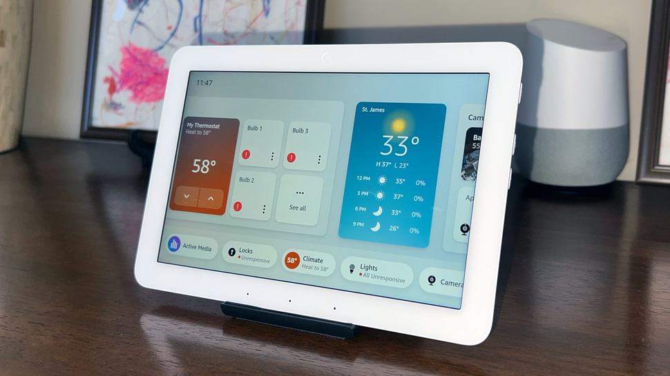 I used Amazon's Echo Hub for a month — here's 3 things I like and 3 I ...