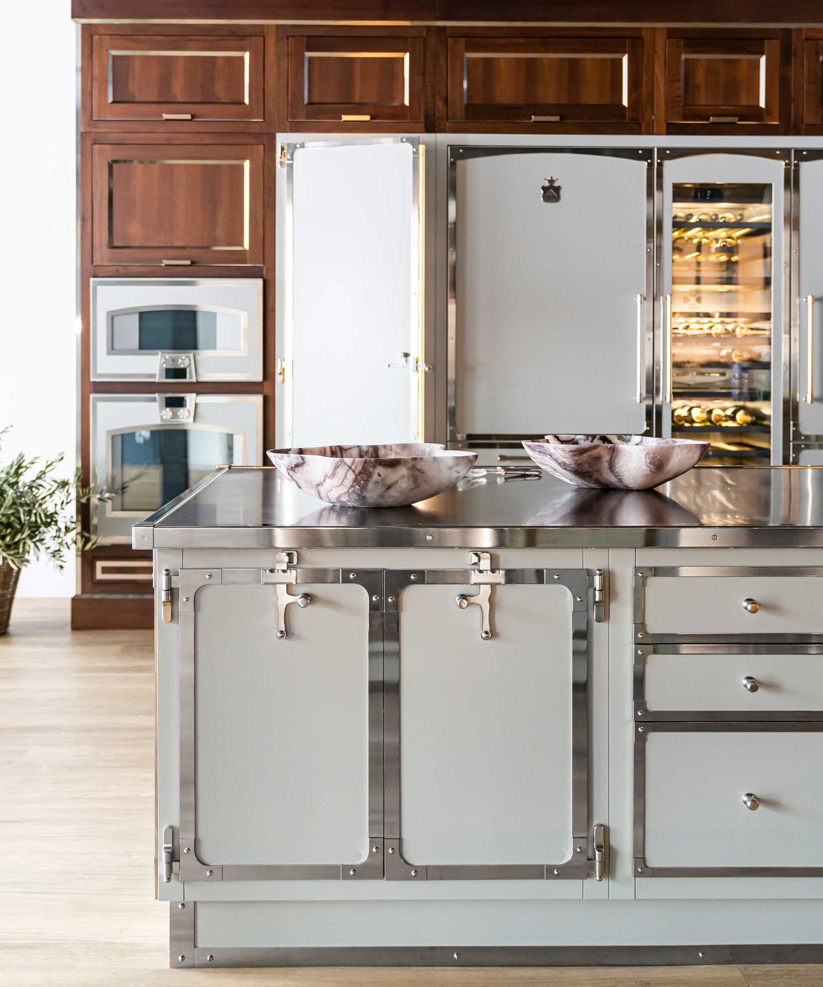 Granite and Quartz Alternatives for Design-Forward Kitchens | Livingetc