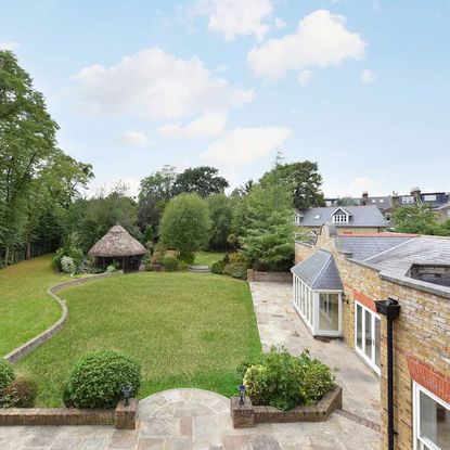 Inside the X Factor house 2018 – Simon's even treated the finalists to ...