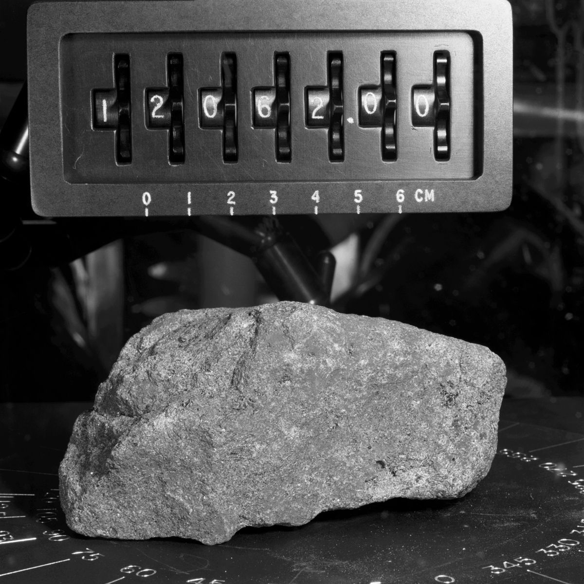 Apollo 12 in Pictures: Photos from NASA's Pinpoint Moon Landing Mission ...