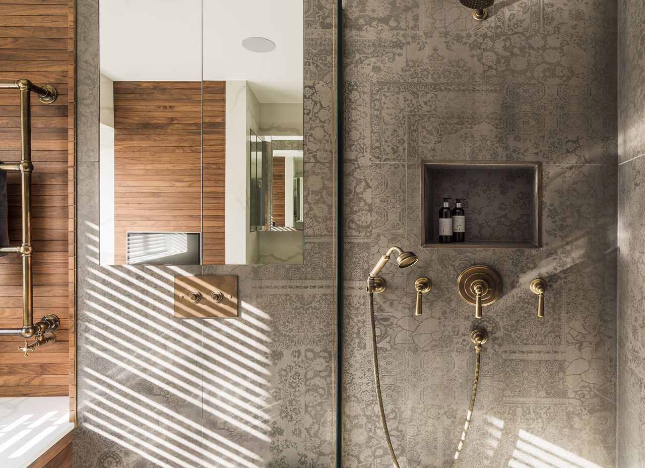 Small bathroom shower tile ideas: 10 looks that stretch space | Homes ...