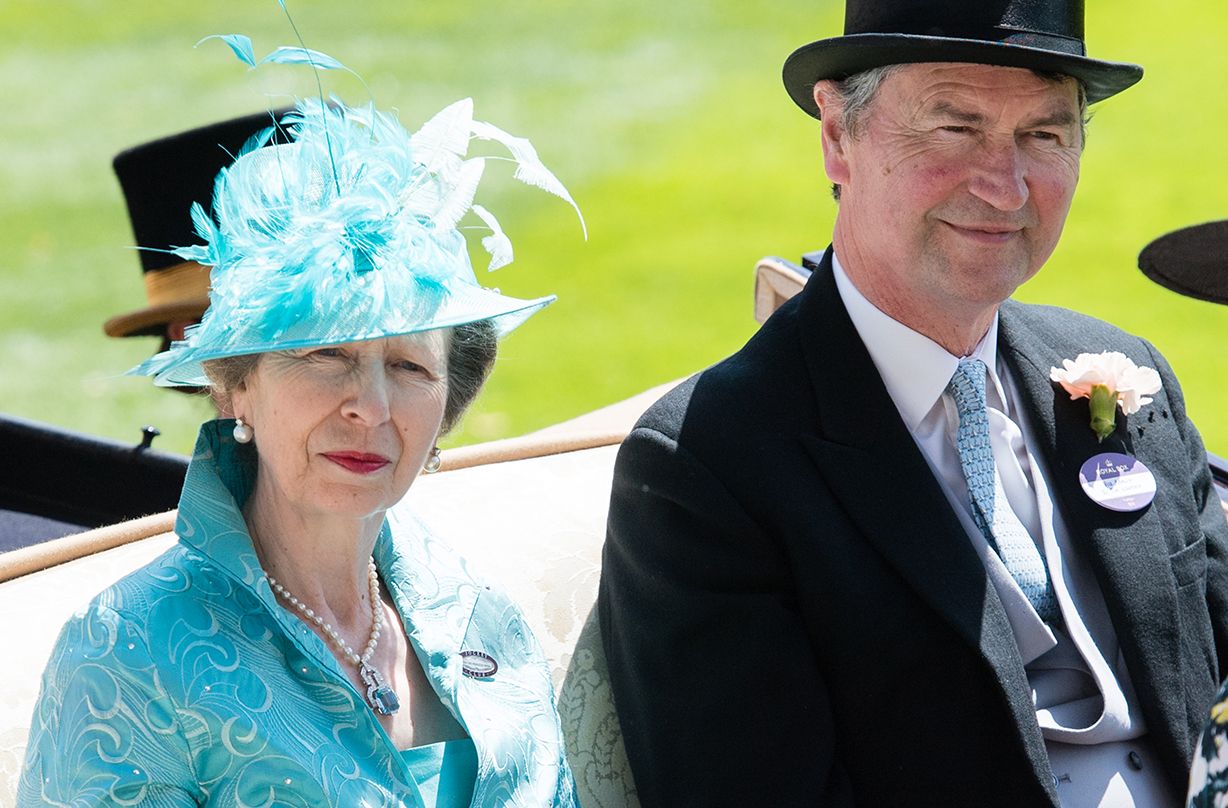 Princess Anne’s husband makes ‘surprising’ confession about the Queen ...