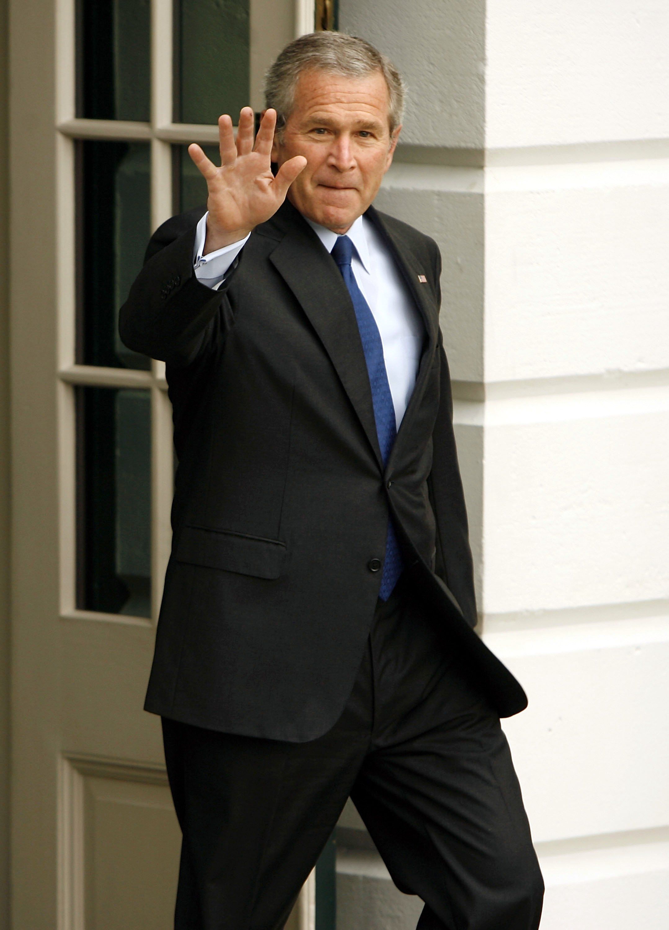 Budding portrait artist George W. Bush gets his own exhibit | The Week