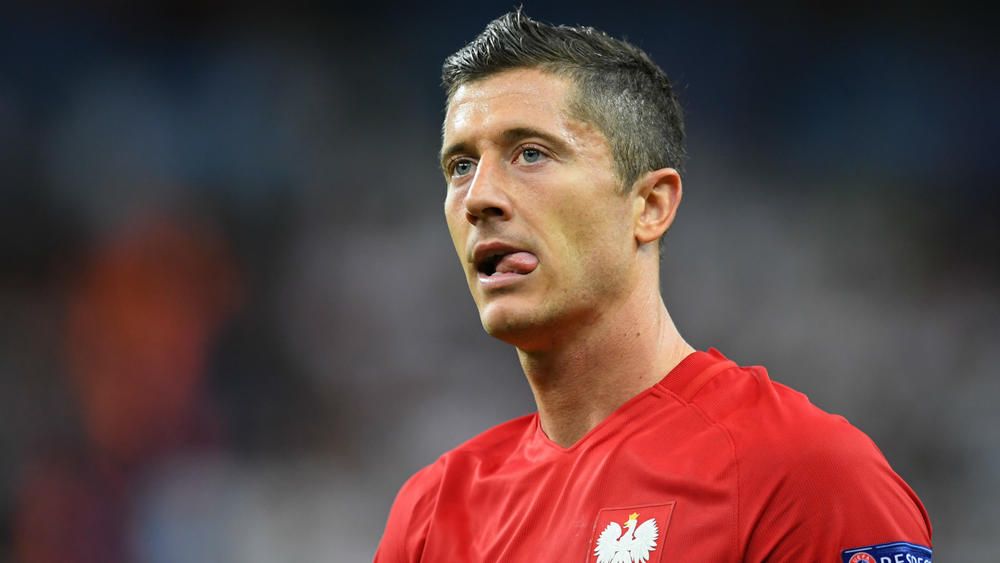 Lewandowski crowned Poland's best for sixth consecutive year | FourFourTwo