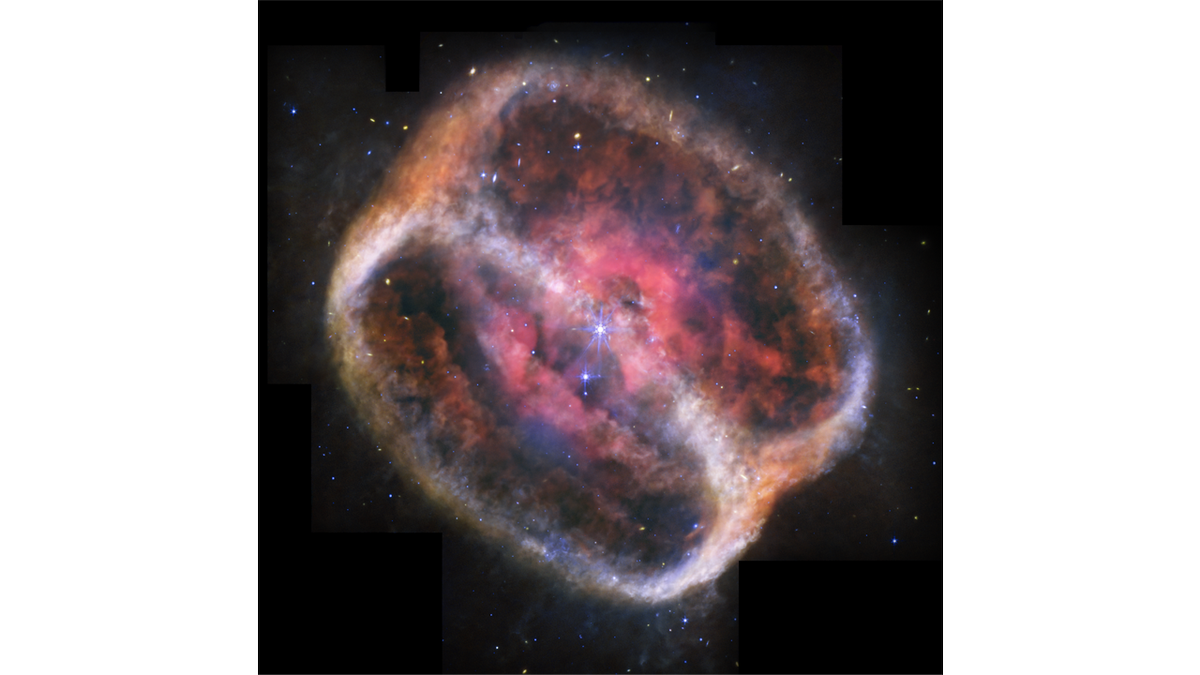 James Webb Space Telescope sees a celestial Venn diagram around a dying star | Space
