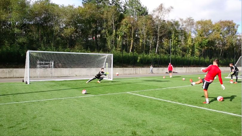 Goalkeeper training drills: Become a super shot-stopper | FourFourTwo