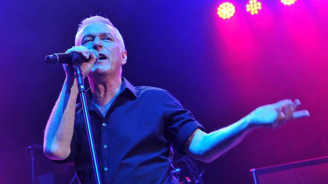 Thunder launch JustGiving page to pay for singer Danny Bowes' medical ...