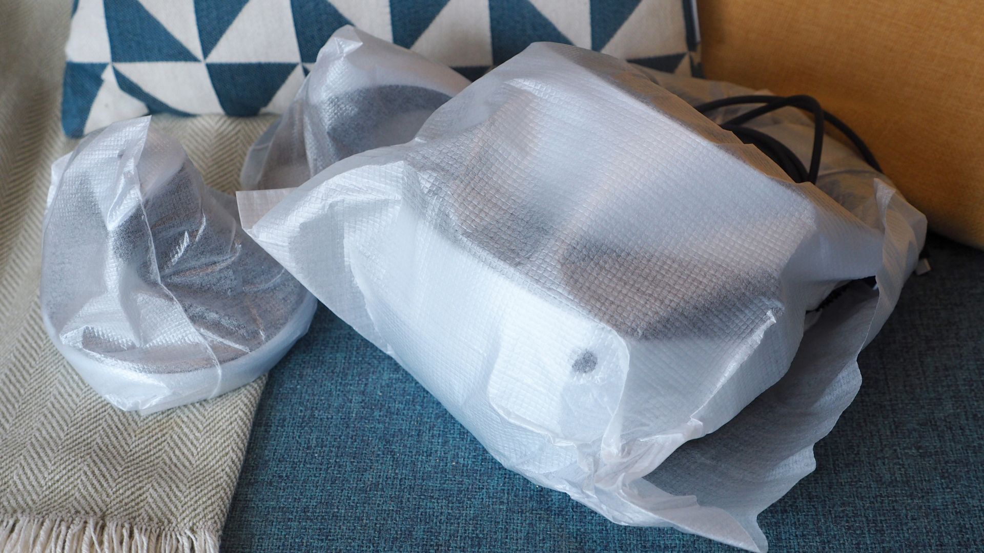 Sony PSVR2: what's in the box and what accessories should I buy? | T3