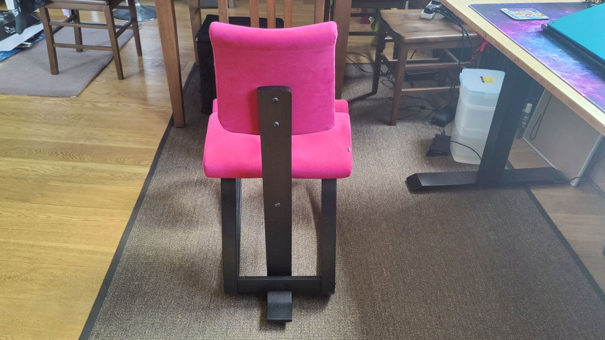 Varier Variable Plus kneeling chair review | Top Ten Reviews