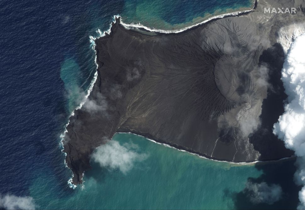 Lasting devastation from Tonga volcano eruption revealed in satellite ...