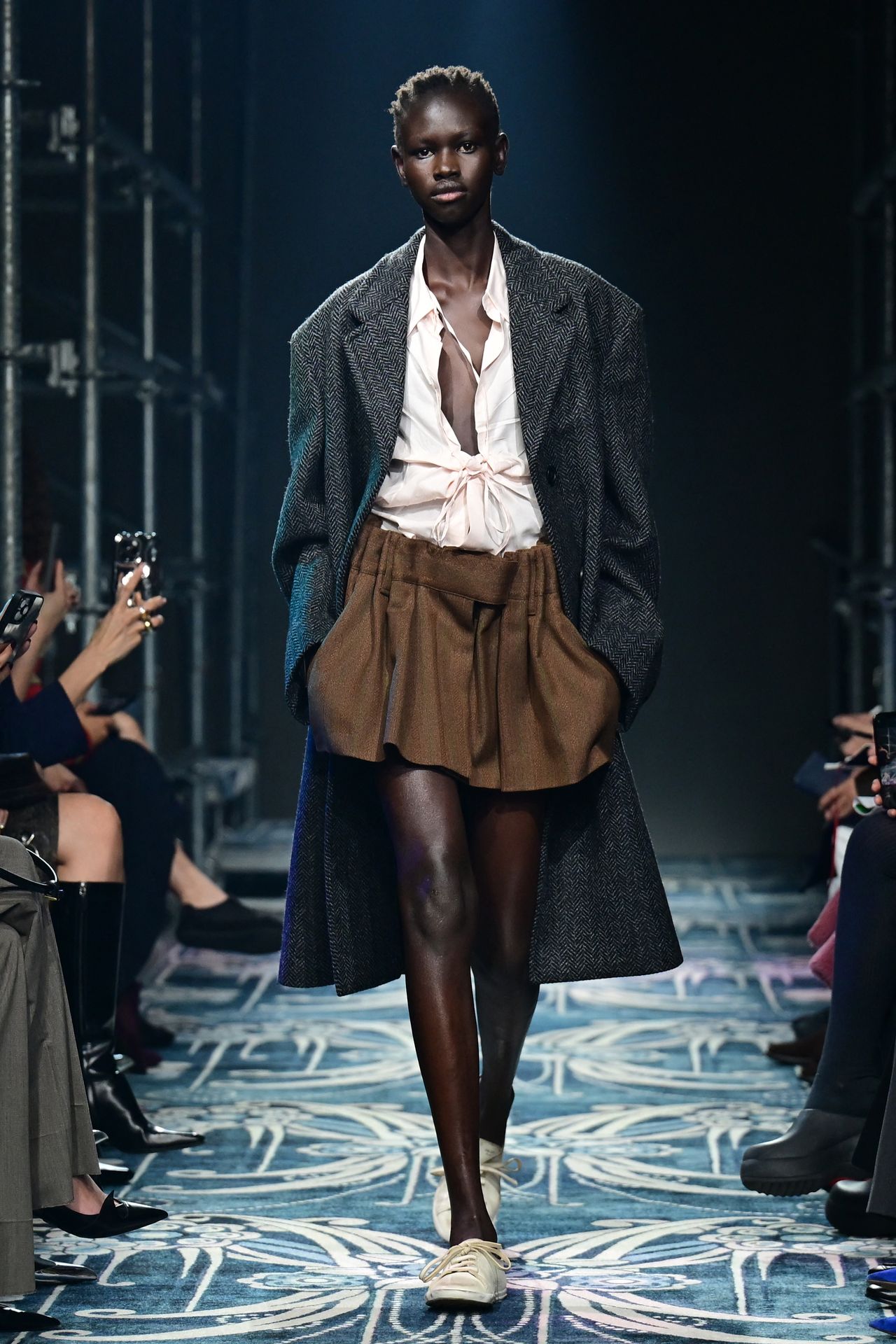 Everything to Know About the Prada Autumn/Winter 2025 Runway Show ...