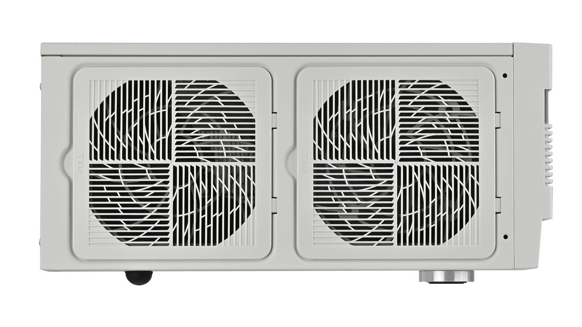 Retro PC case flaunts floppy disk-style bay cover — Silverstone FLP01 will sell for around $130 ...