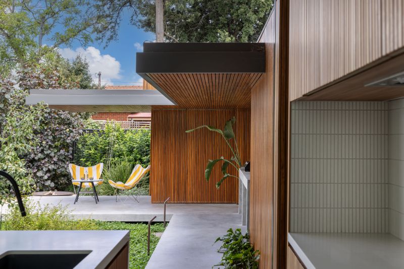 Tour Paloma House by Fearon Hay | Wallpaper