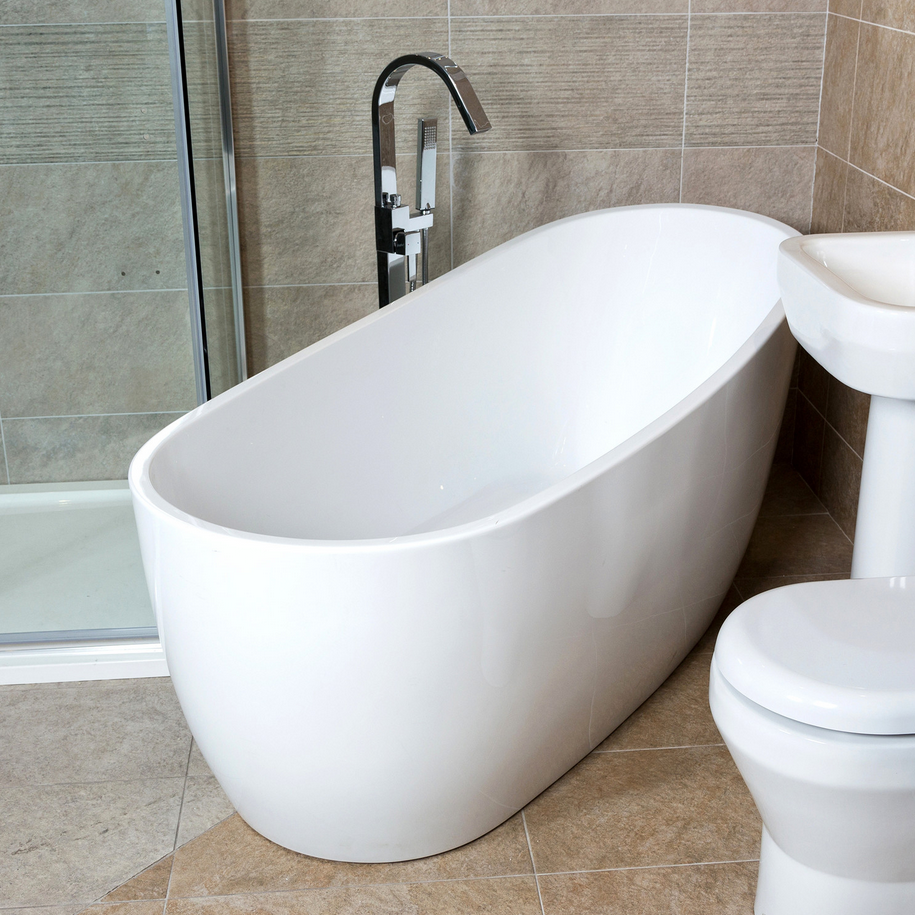 Freestanding Baths - Our Pick of the Best | Ideal Home