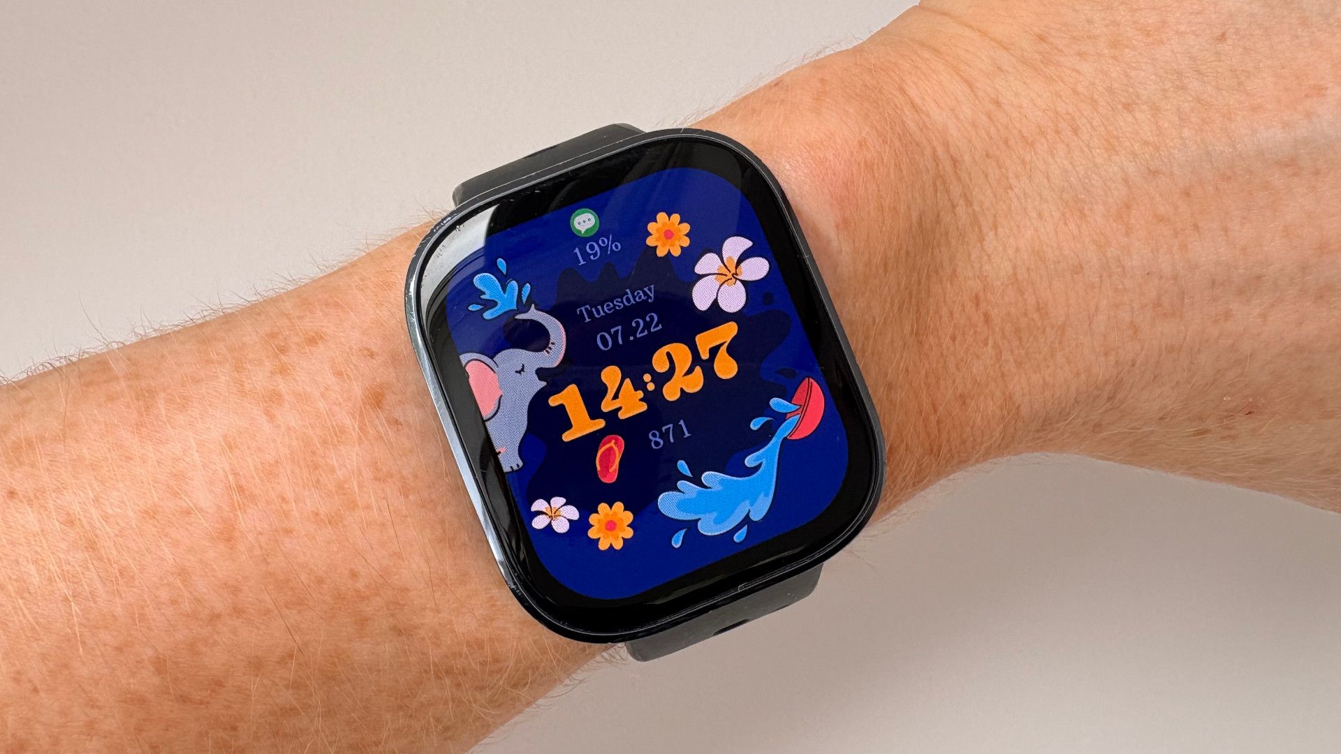 Amazfit Bip 6 Review: No Need To Spend a Fortune For Big Smartwatch Features | T3