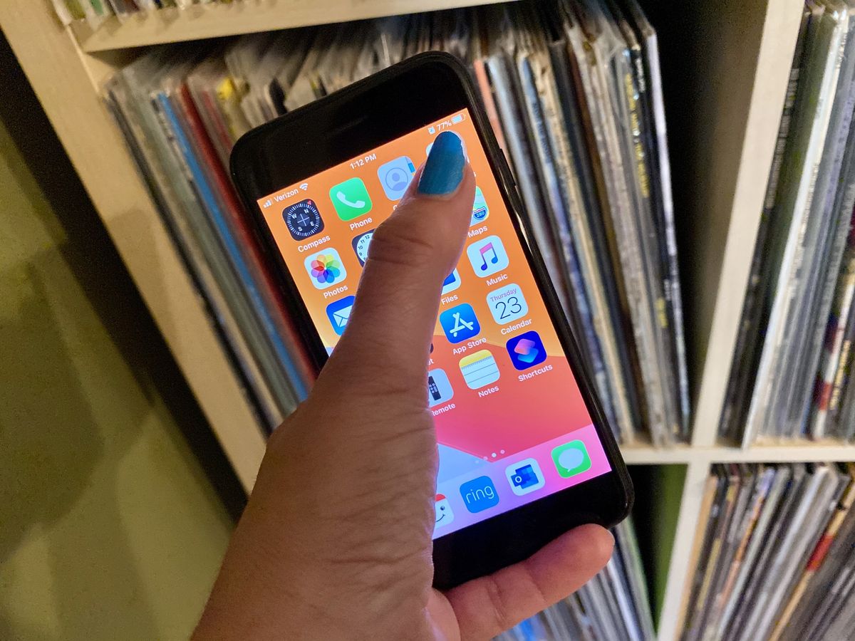 iPhone SE Review: Three months later and I'm still in love with it | iMore