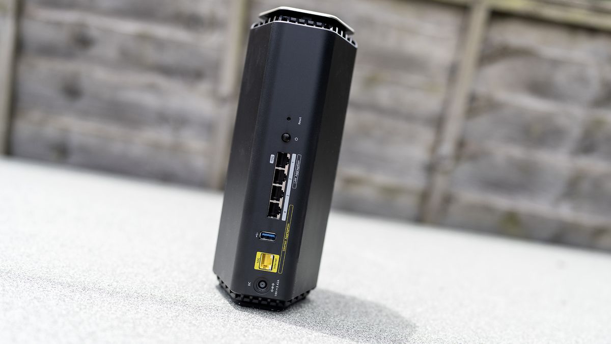 Netgear Nighthawk RS600 review | PC Gamer