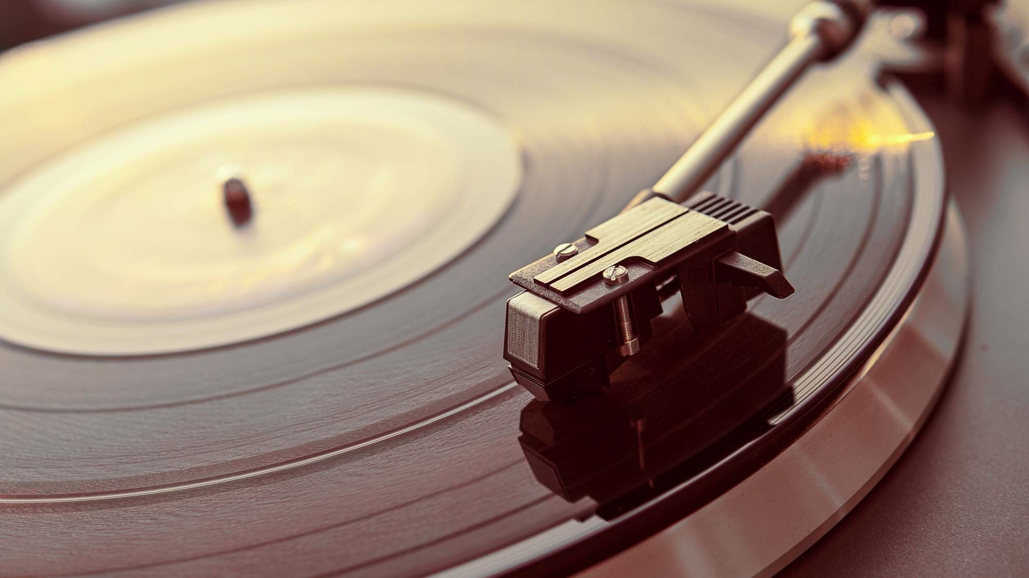 I tried vinyl for the first time — what I love and hate | Tom's Guide