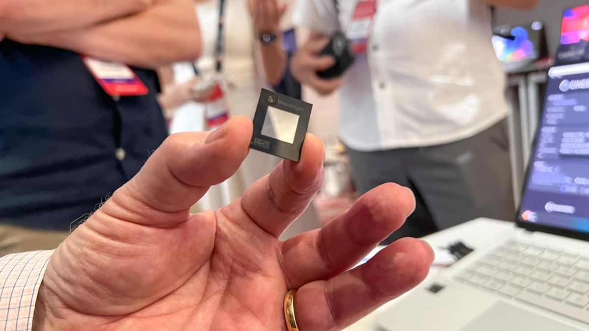 We just benchmarked the Snapdragon X Plus — this is a big deal for ...