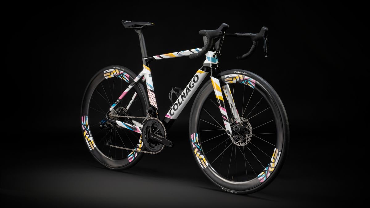 Tadej Pogačar became World Champion on a £17,000 Colnago - here's a ...
