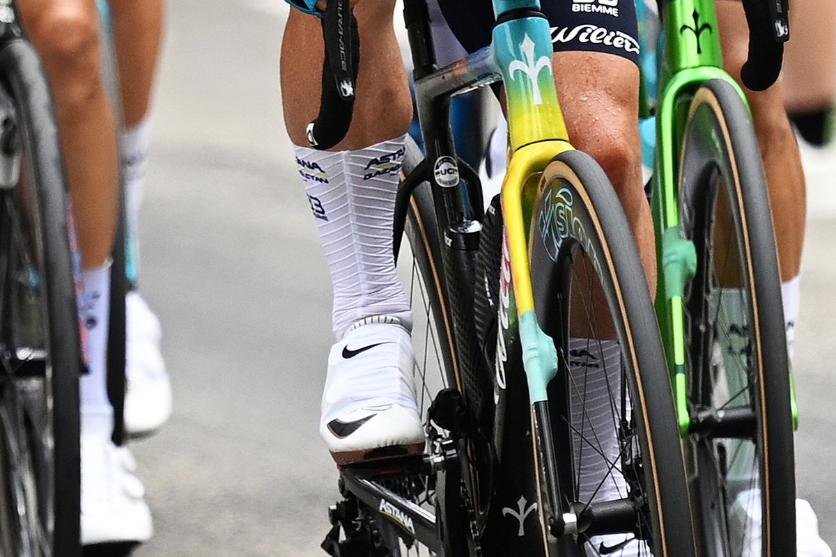 Mark Cavendish's £1,000 socks the tip of the iceberg in quest for 35th ...