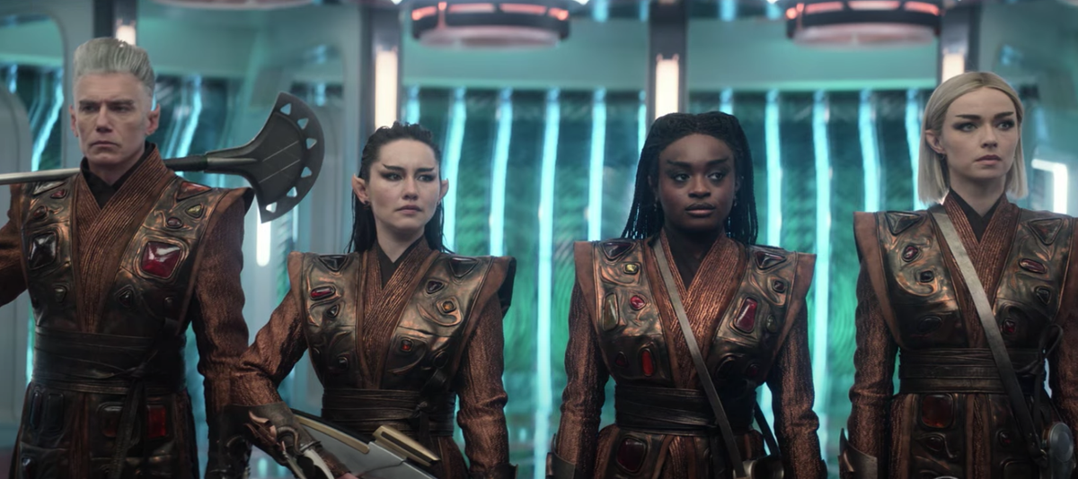 'Star Trek: Strange New Worlds': Pike and crew go full Vulcan in first ...