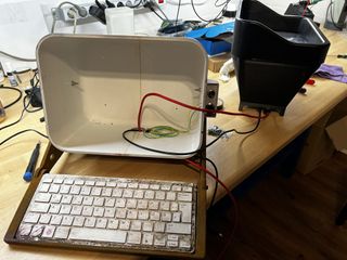 Raspberry Pi 400 powers post-apocalyptic 'Fallout' home automation ...