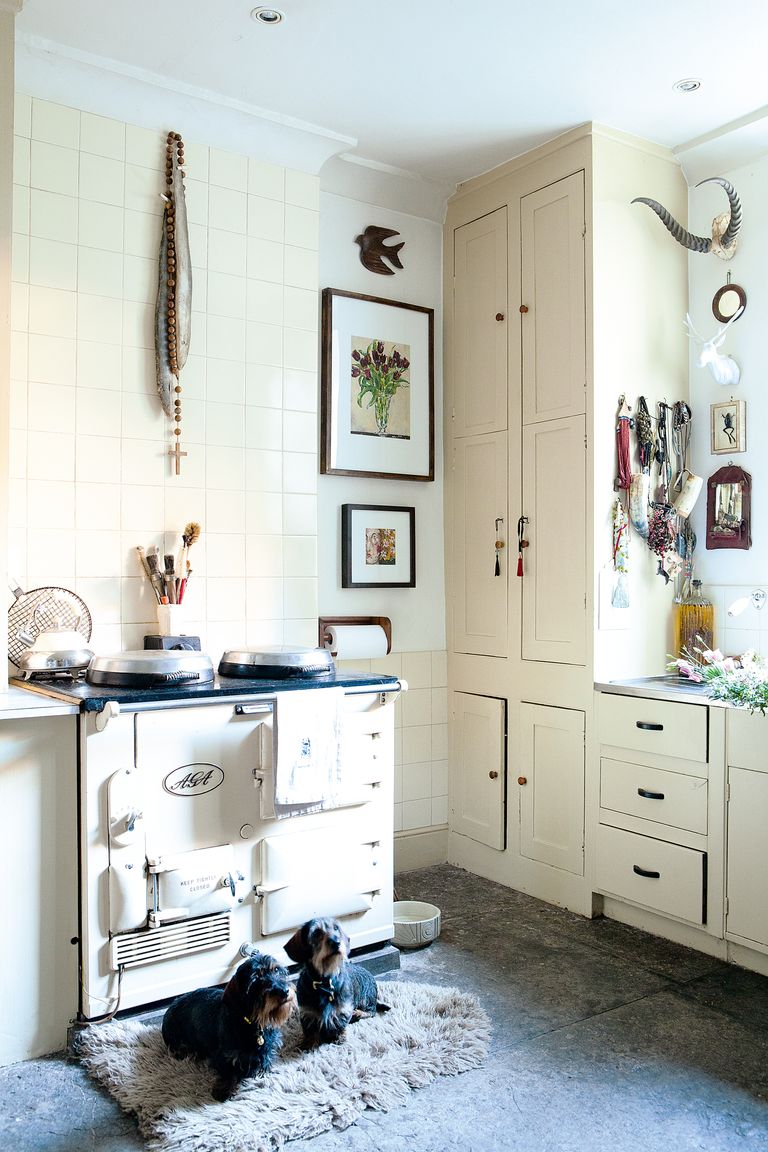 13 cream kitchen ideas that prove beige is back | Real Homes
