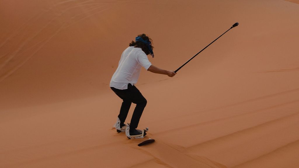 What is an invisible selfie stick and how does the magic work ...