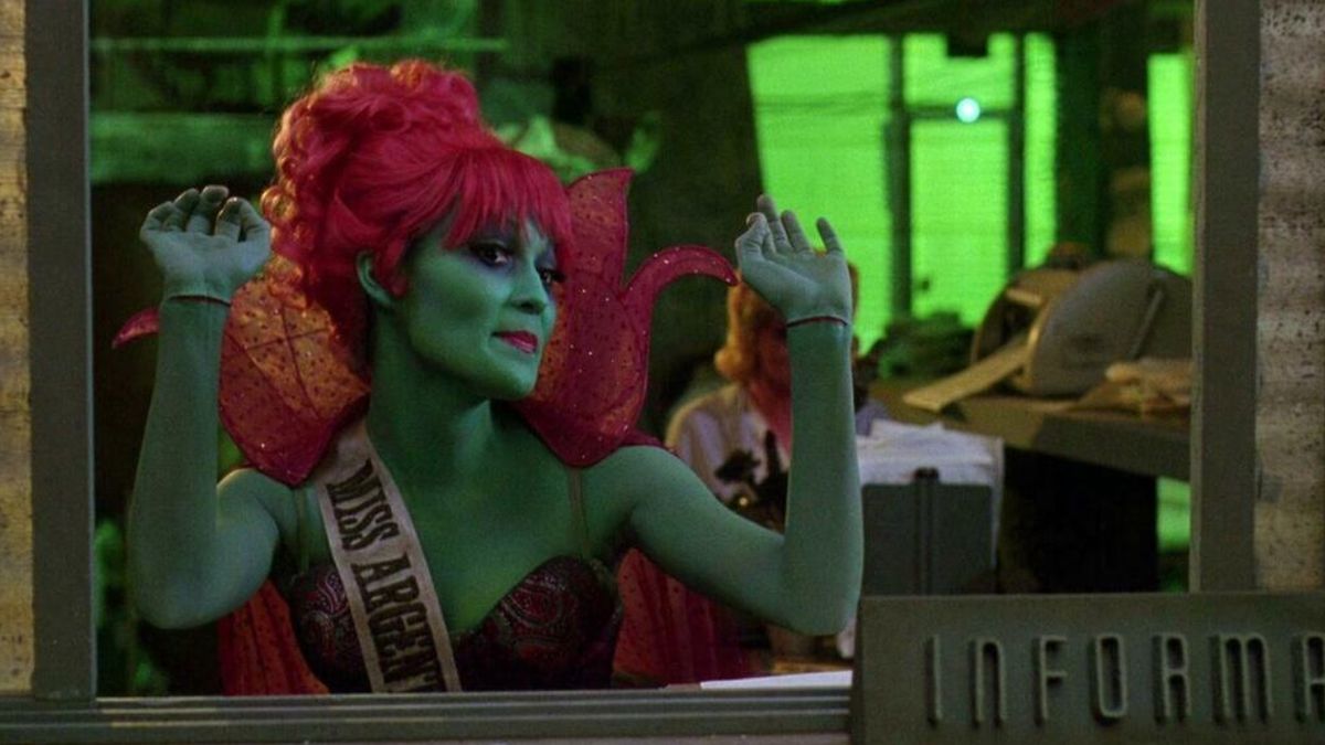 Beetlejuice: The Funniest And Most Memorable Quotes From The Tim Burton ...