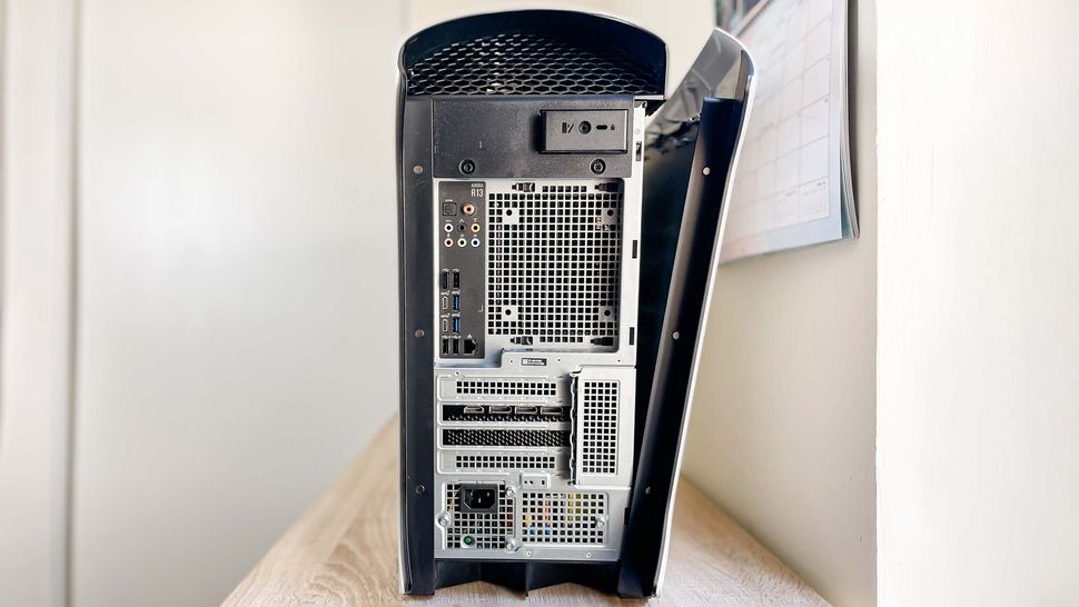 Alienware Aurora R13 review: New look, classic muscle | Tom's Guide