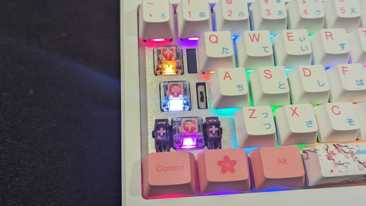Akko PC Tokyo (MOD007B) gaming keyboard review: Excellence in ...